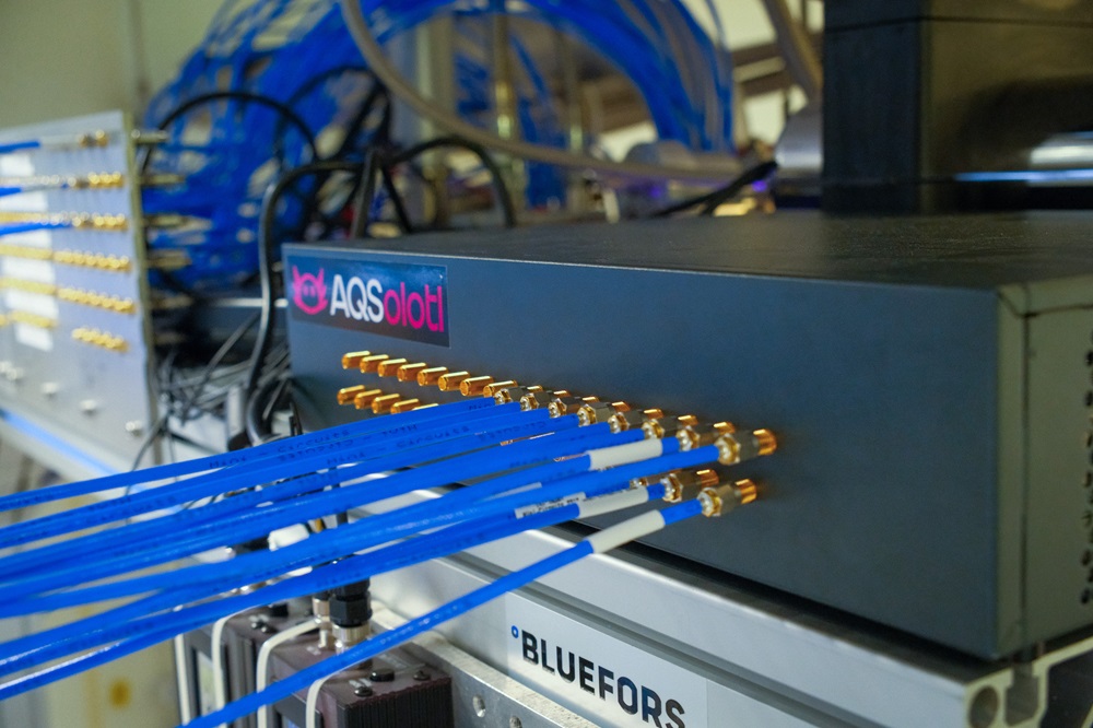 Cutting-edge quantum control technology commercialised | NTU Singapore