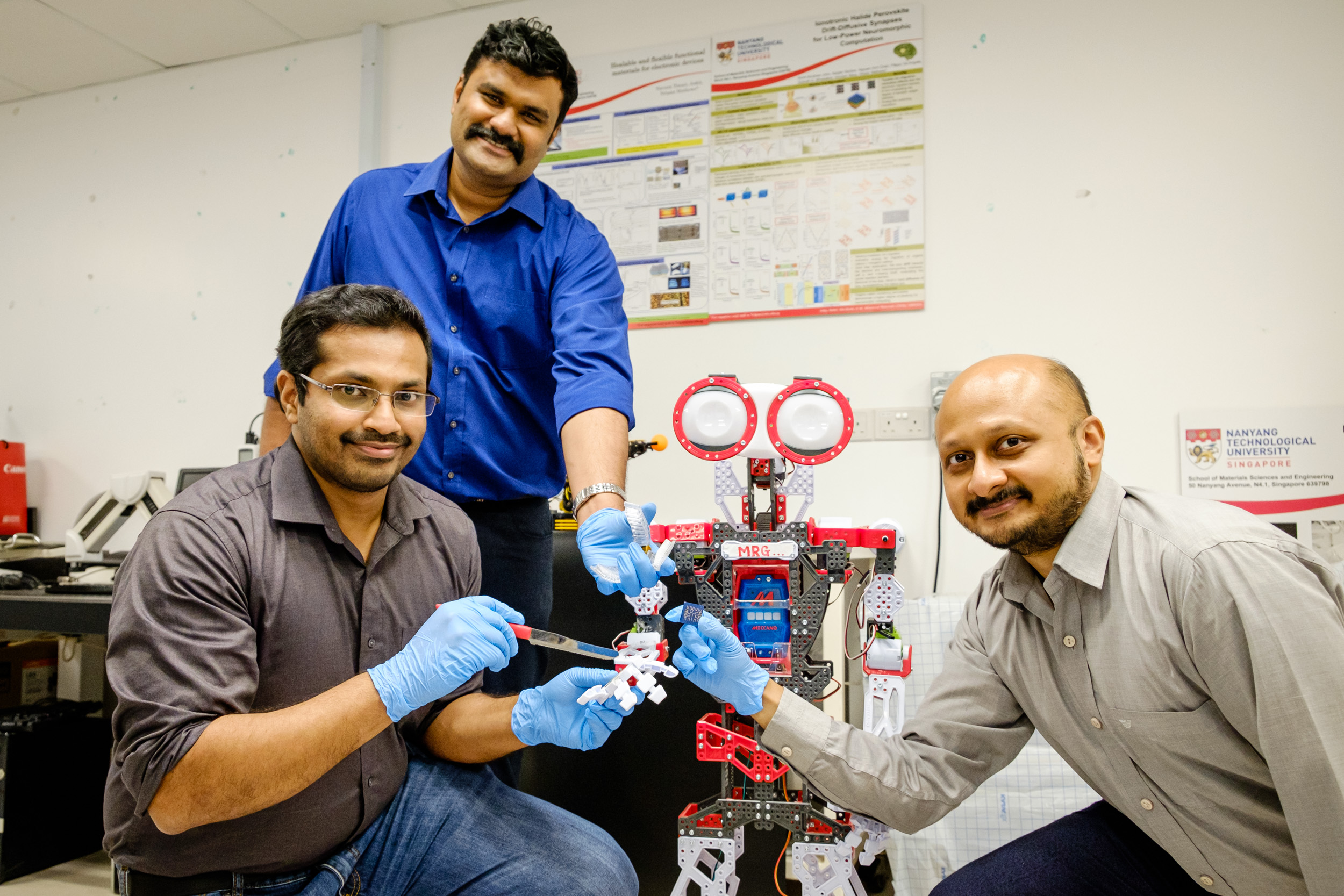 Creating ‘human-like’ robots that can recognise pain and self-repair ...