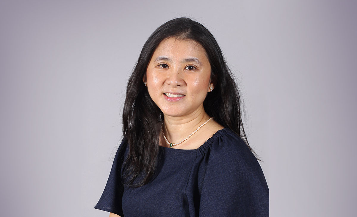 Dr Wong Hwei Ming co-authors a book, publishes an article and speaks at ...