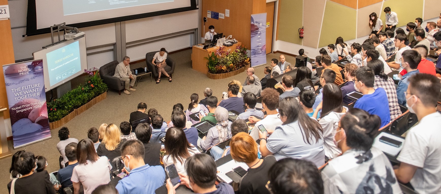 Nobel Prize Laureate Lecture at NTU by Prof Serge Haroche | Institute ...